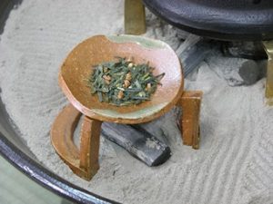 Japanese Fireplace "Irori" - Vol.1 - The Japanese Home - Archi Designer ...