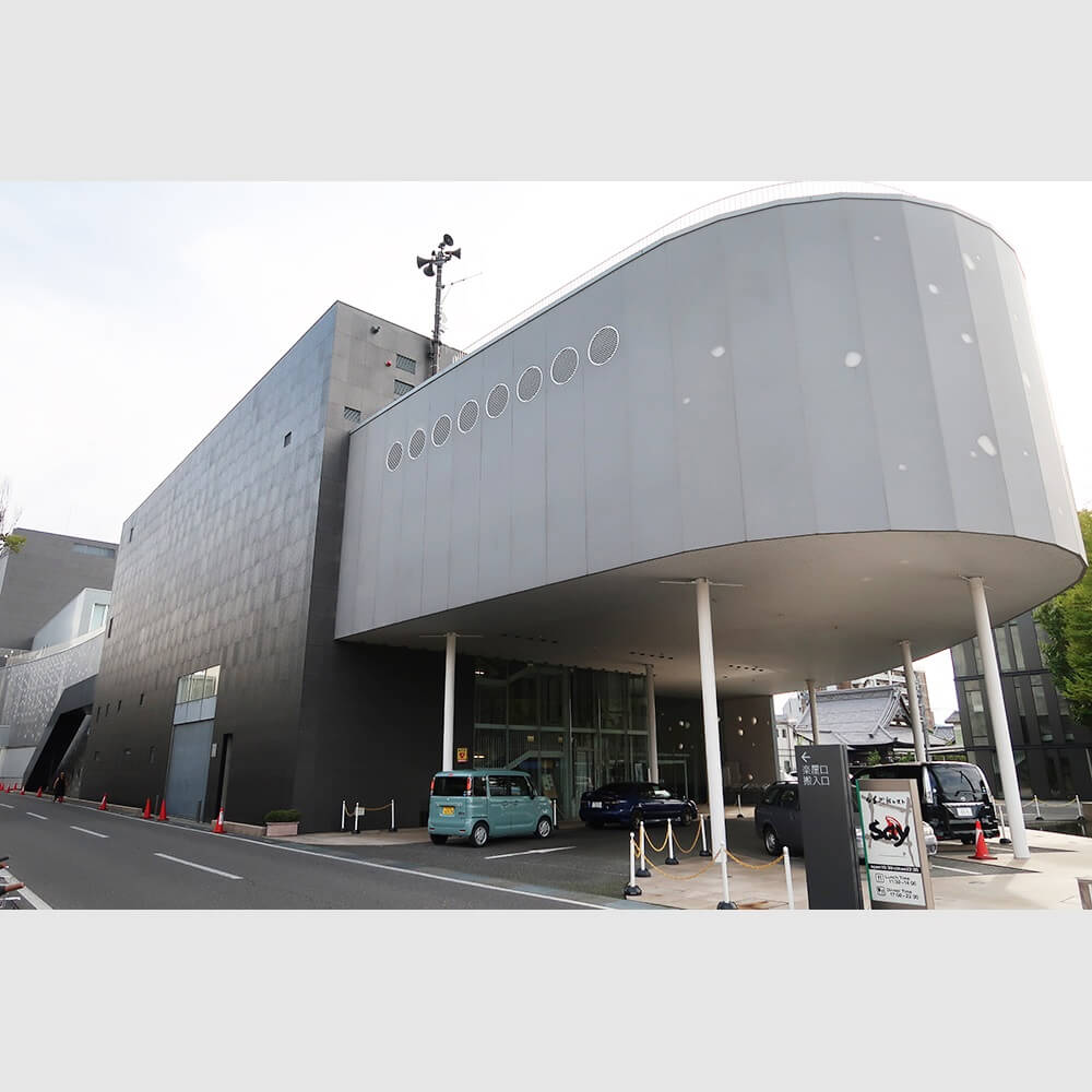 Kering Building Omotesando - Virtual Tour of Japanese Architecture ...