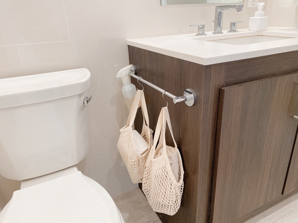 Six Smart Hanging Storage Ideas - The Japanese Home - Archi Designer JAPAN